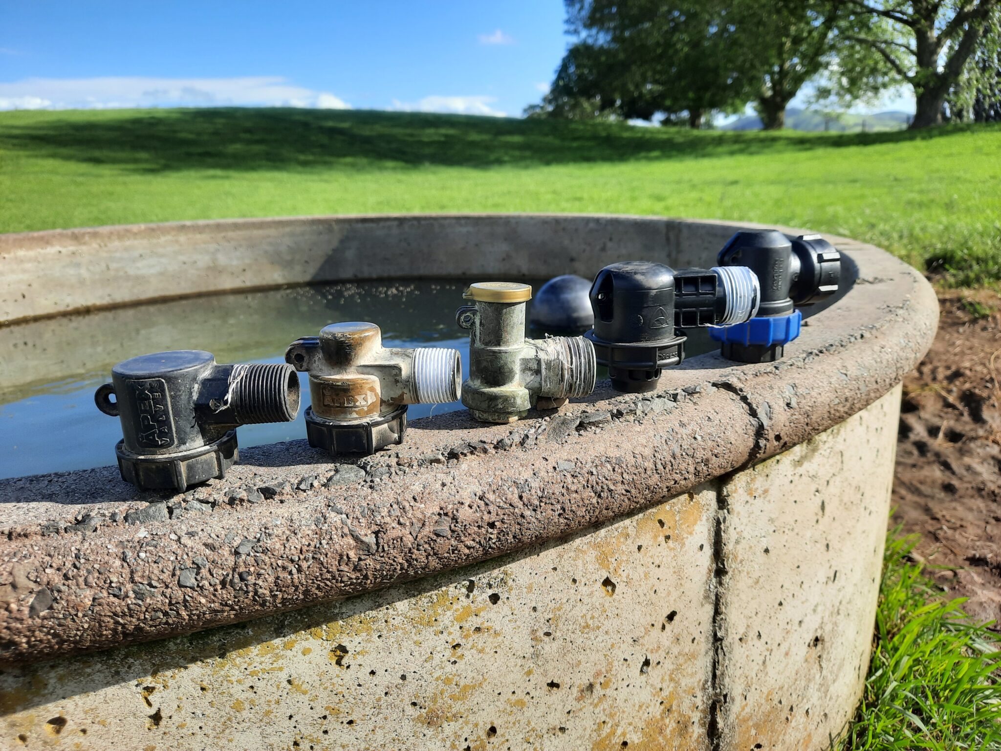 Springarm | The Flexible Ballcock Arm for Water Troughs